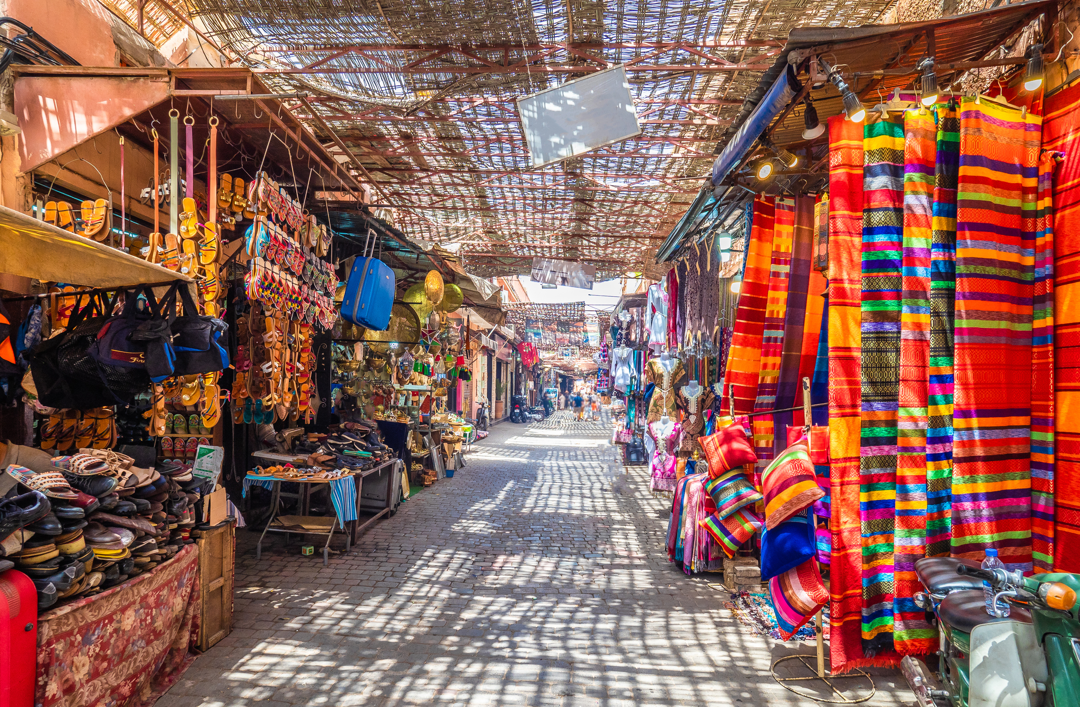 A Beginner’s Guide to Haggling | Flight Centre UK