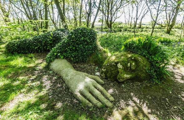 10 Of The World's Most Unusual Gardens You Need To Visit